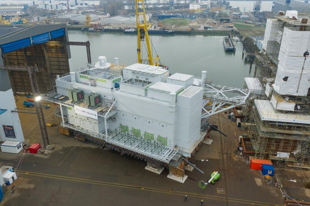 Roll Out Zingst Offshore Substation (OSS) Topside for 50Hertz